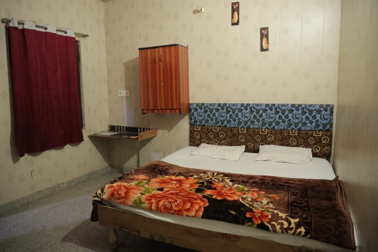 Quarto standard | Wi-Fi de cortesia, roupa de cama