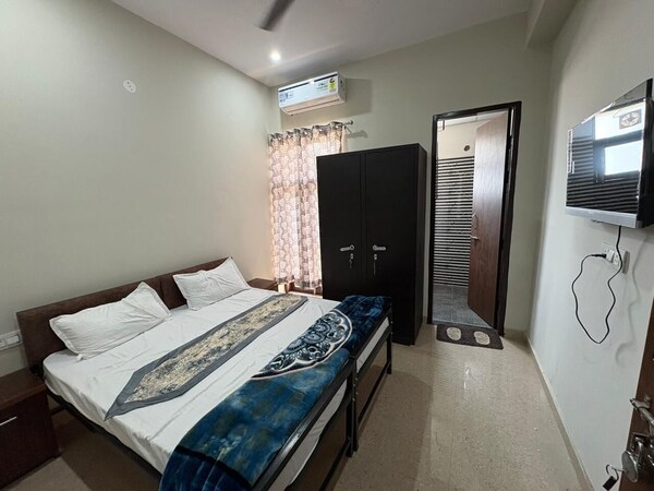 Vansh Residency Couple Friendly Gurgaon - Gurugram