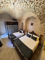 Quarto Triplo Clássico