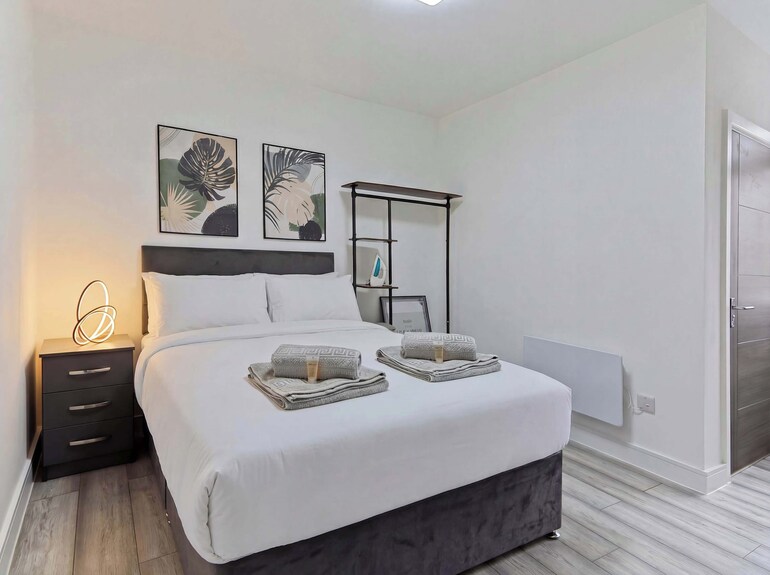 Luxury 5-bedroom House In Manchester City Centre - Manchester