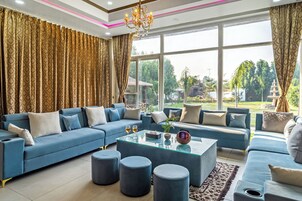 Vila superluxo, sacada, vista para o jardim