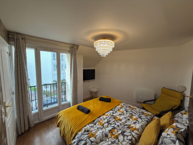 Royal Crown Apartment With Royal Garden - Villepinte