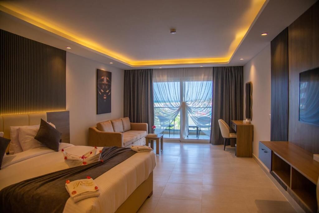 Quarto Duplo ou Twin Standard, 1 quarto, varanda, vista para o mar | Cofre no quarto, secretária, Wi-fi grátis 