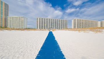 Apartamento em Condomínio Fechado, 2 quartos | Praia | Perto da praia