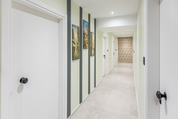Ernest Suites Psiri - Athens