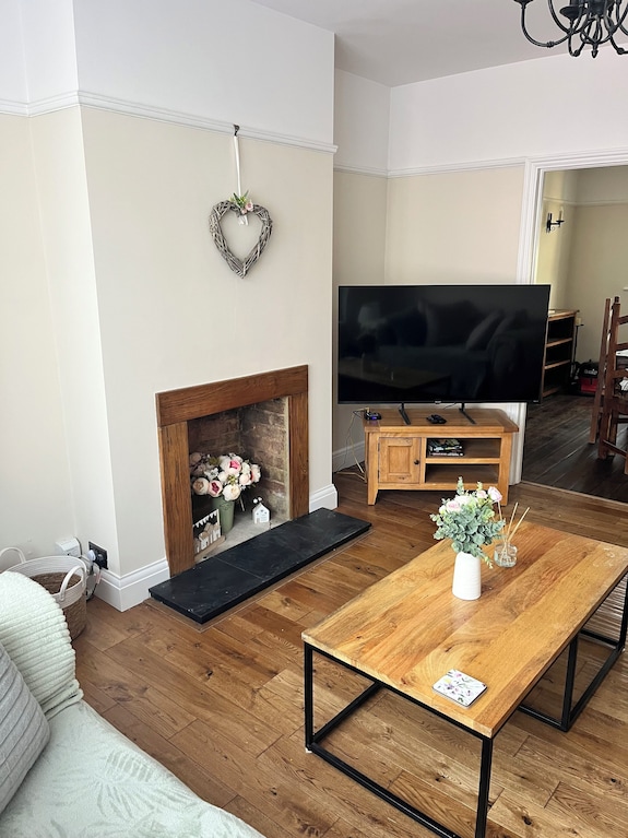 Rose Barn. A Delightful 3-bedroom House In Southend-on-sea Near The Beach - Southend-on-Sea