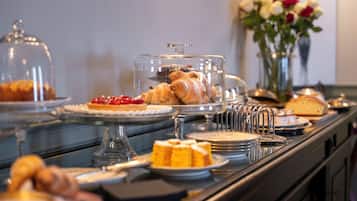 Pequeno-almoço inspirado na cozinha local diário incluído