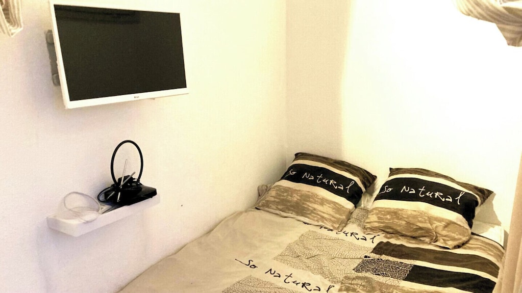 Spacious New Studio Apartment, Close To The Sea - Sanary-sur-Mer