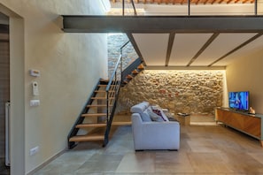 Apartamento (2 Bedrooms) | Área de estar | TV