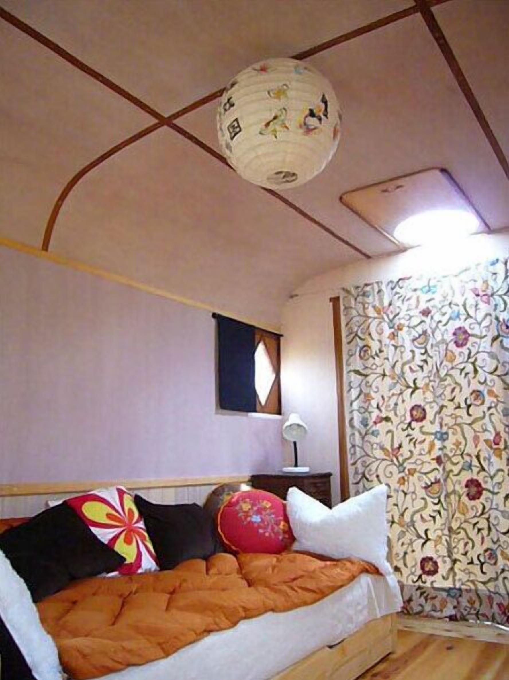 Roulotte Astrance Aux Roulottes De La Gare, à 15mn Du Parc Naturel Du Morvan - Yonne