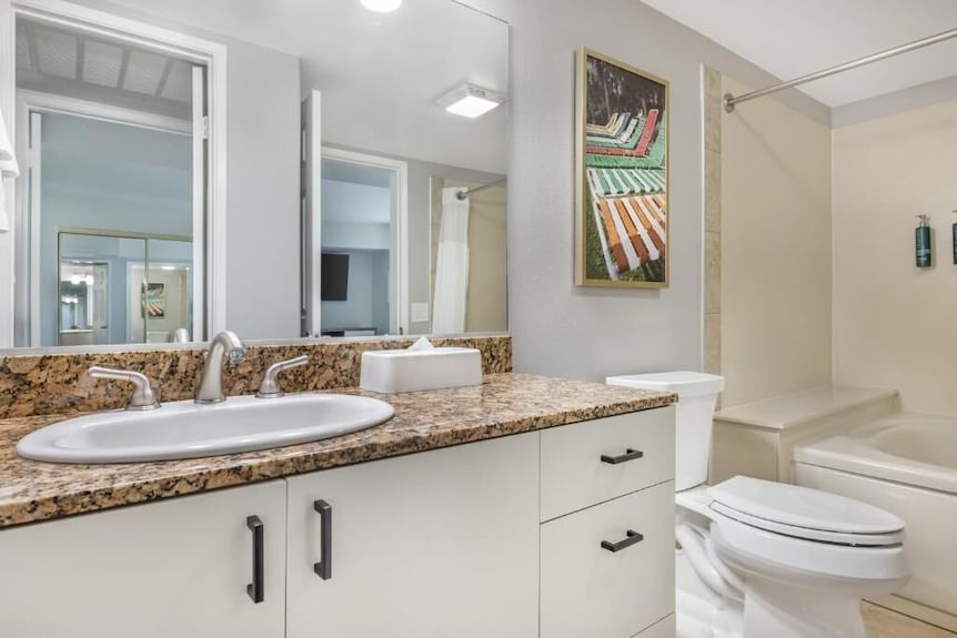 Spacious 2 Units Close To Downtown Palm Springs Attractions - Palm Springs, CA