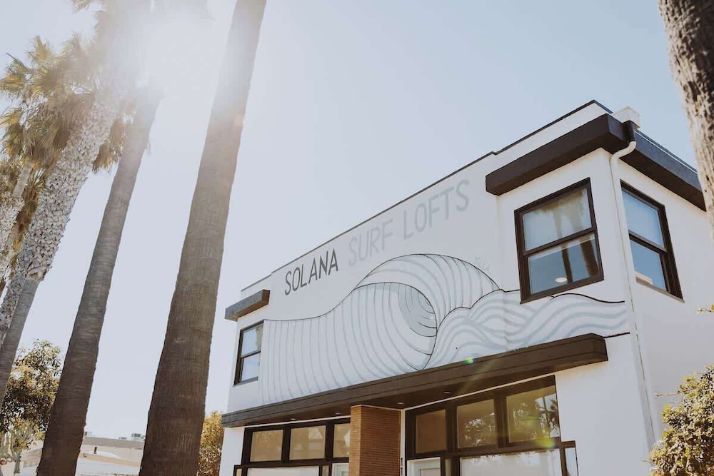 Minimalist, High End Design - Solana Surf Loft Reviews, Deals & Photos ...