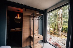 Casa Familiar, pátio, vista para o jardim | Interior