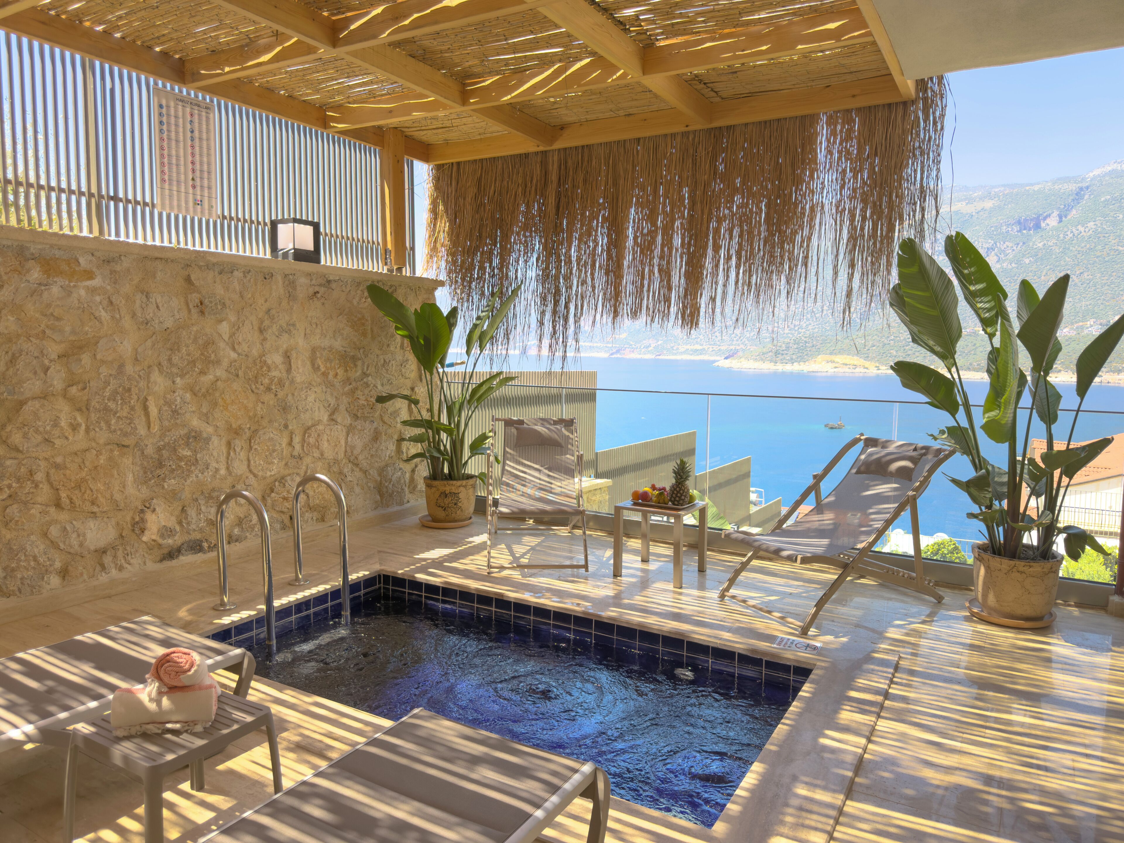 Quarto superluxo, vista para o mar | Escrivaninha, Wi-Fi de cortesia