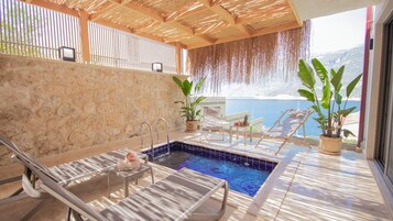 Quarto de Luxo, vista para o mar | Secretária, Wi-fi grátis 