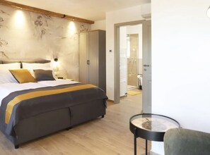 Casa (Three bedroom Vila with pool)