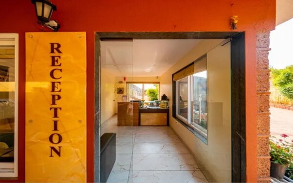 Fabhotel Red Button Resort - Mahabaleshwar