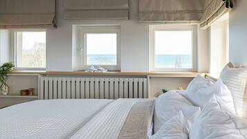 Suite Premier, 1 quarto, não fumadores, vista para o mar | Cofre no quarto, secretária