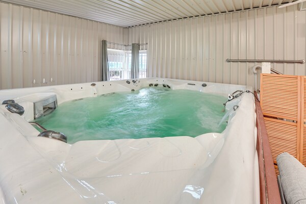 3 Mi To Dtwn: Wichita Falls Gem W/ Private Sauna! - Wichita Falls, TX