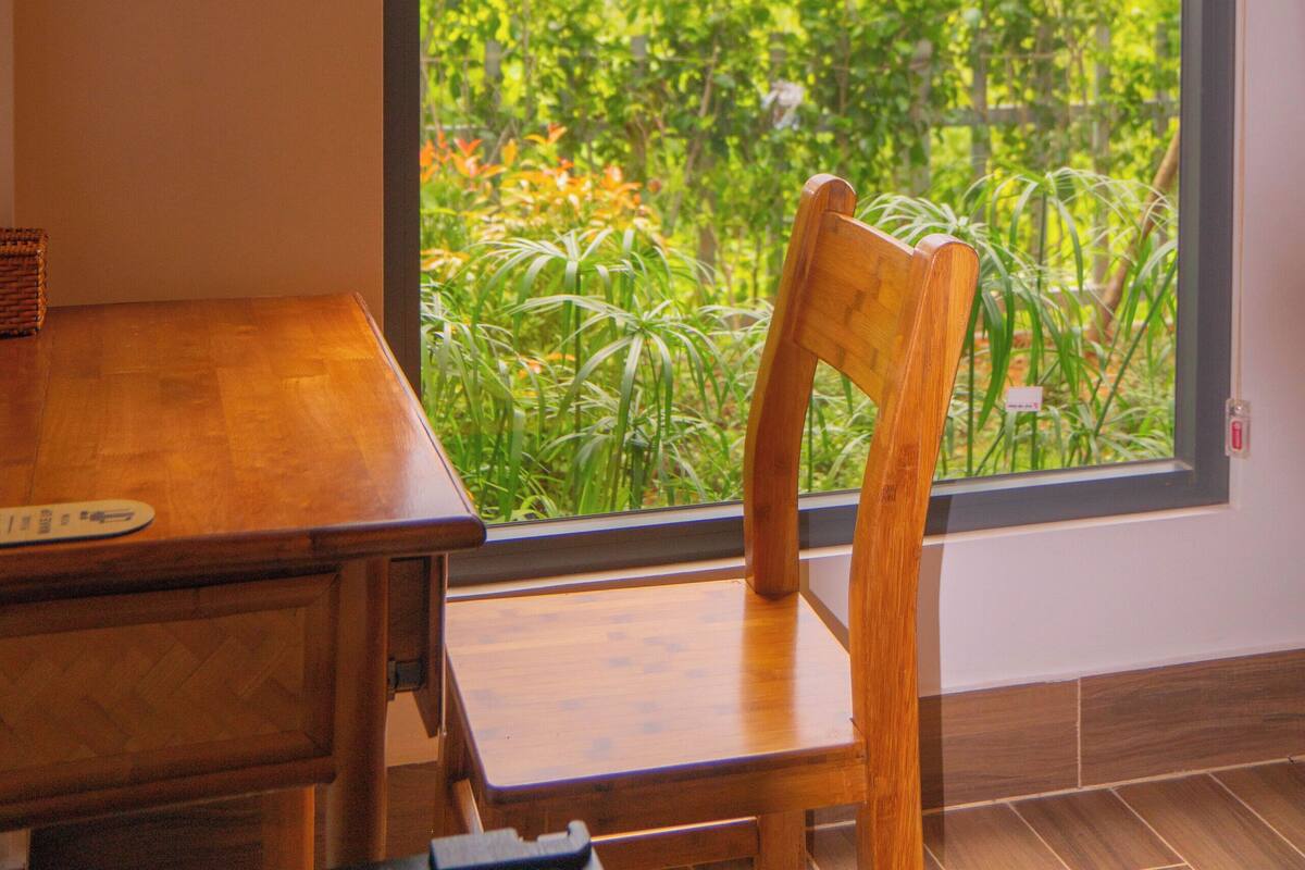 Bungalow Familiar, vista para o pátio | Interior