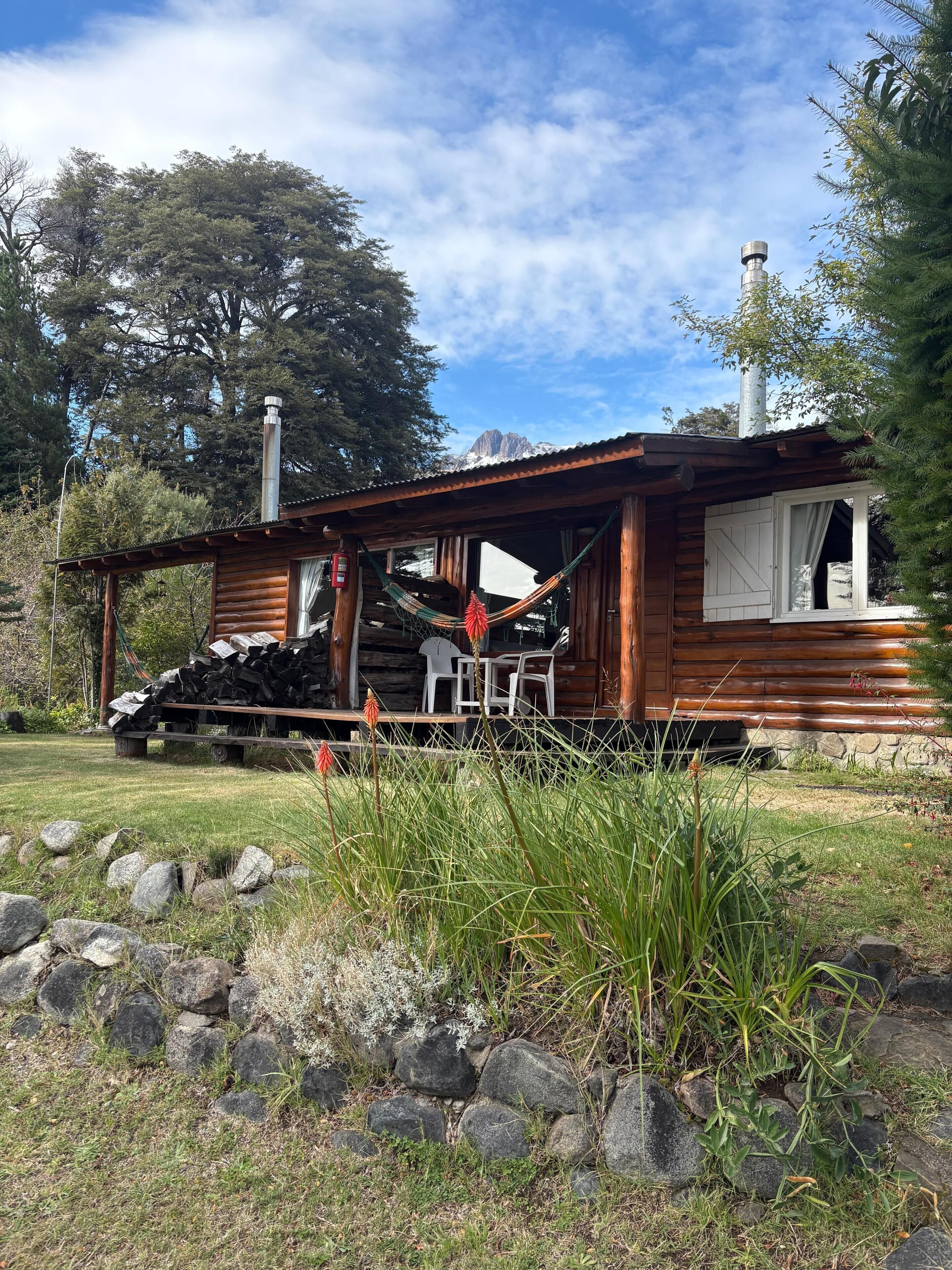 Cabana básico, 1 cama Queen, vista para o lago | Fachada