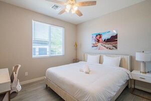 Apartamento de Luxo, 1 cama king-size, ar condicionado