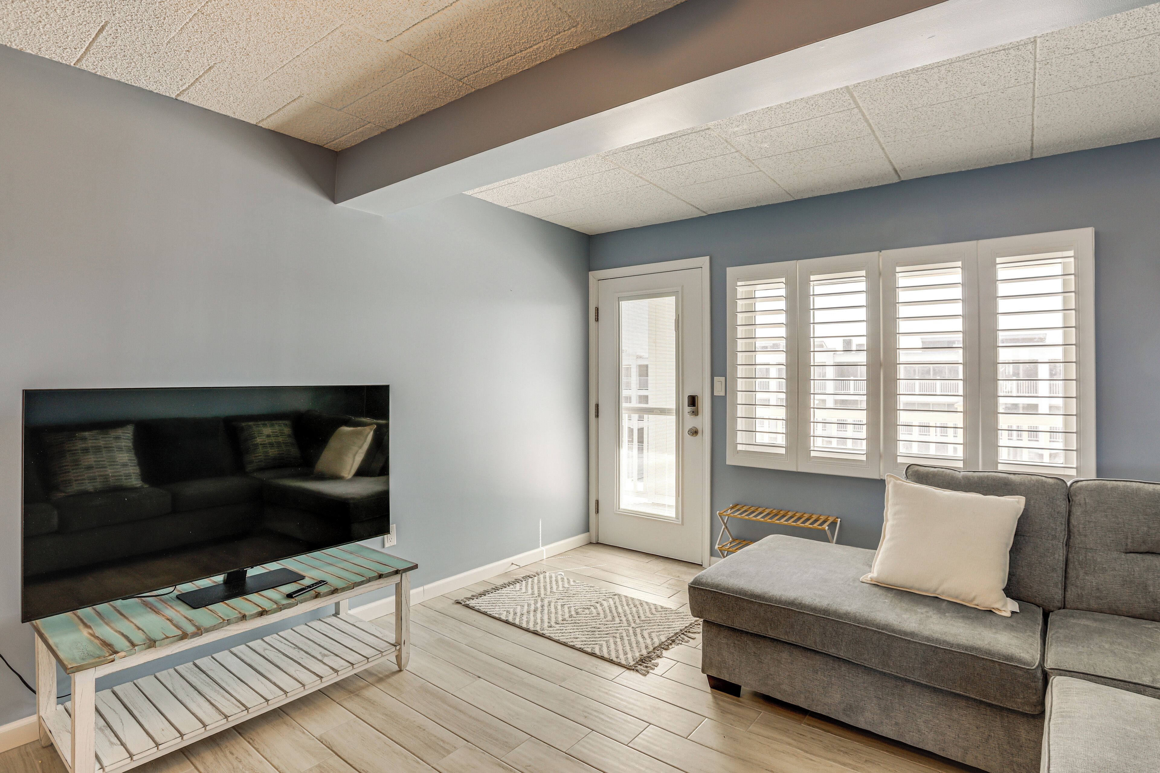 Oceanside Retreat In Mantoloking: Walk To Beach! - Point Pleasant, NJ