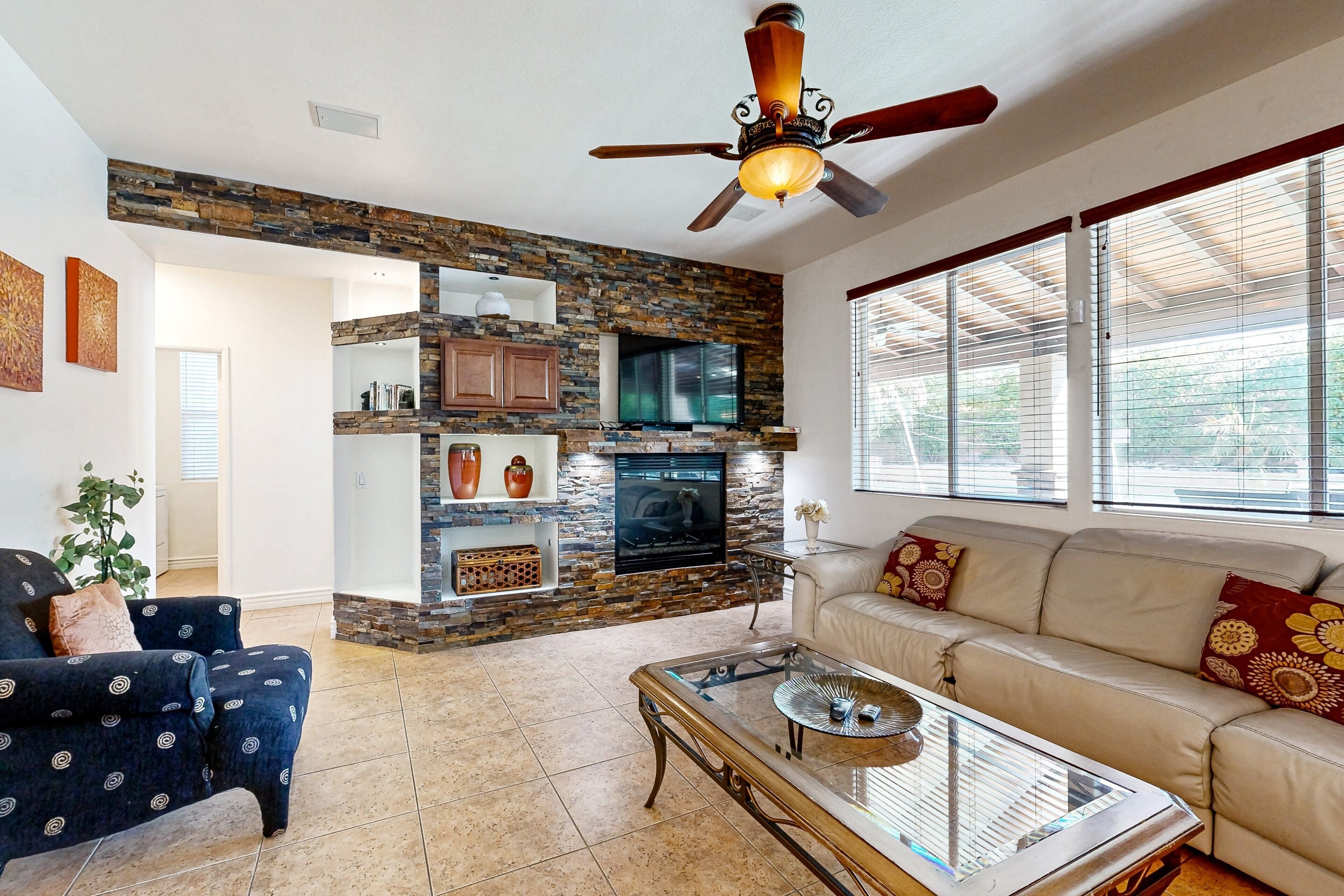 Beautiful Home With Private Pool, Outdoor Kitchen & Enclosed Yard - Indio, CA