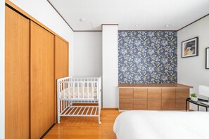 Apartamento | Escrivaninha, ferros/tábuas de passar roupa, Wi-Fi de cortesia