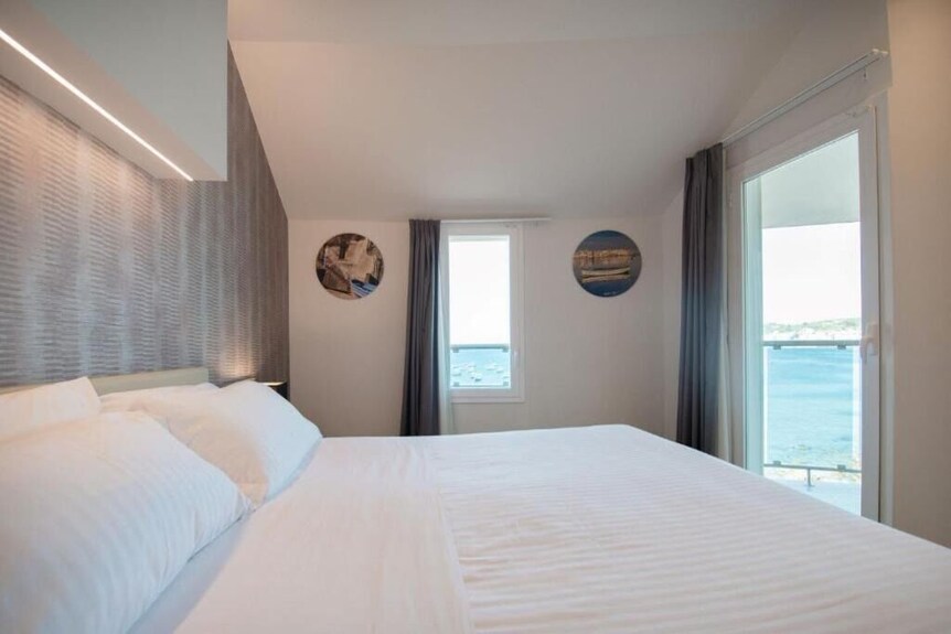 Faraglioni Sea View Bedroom Dreamy Location & Breathtaking Vistas - Aci Castello