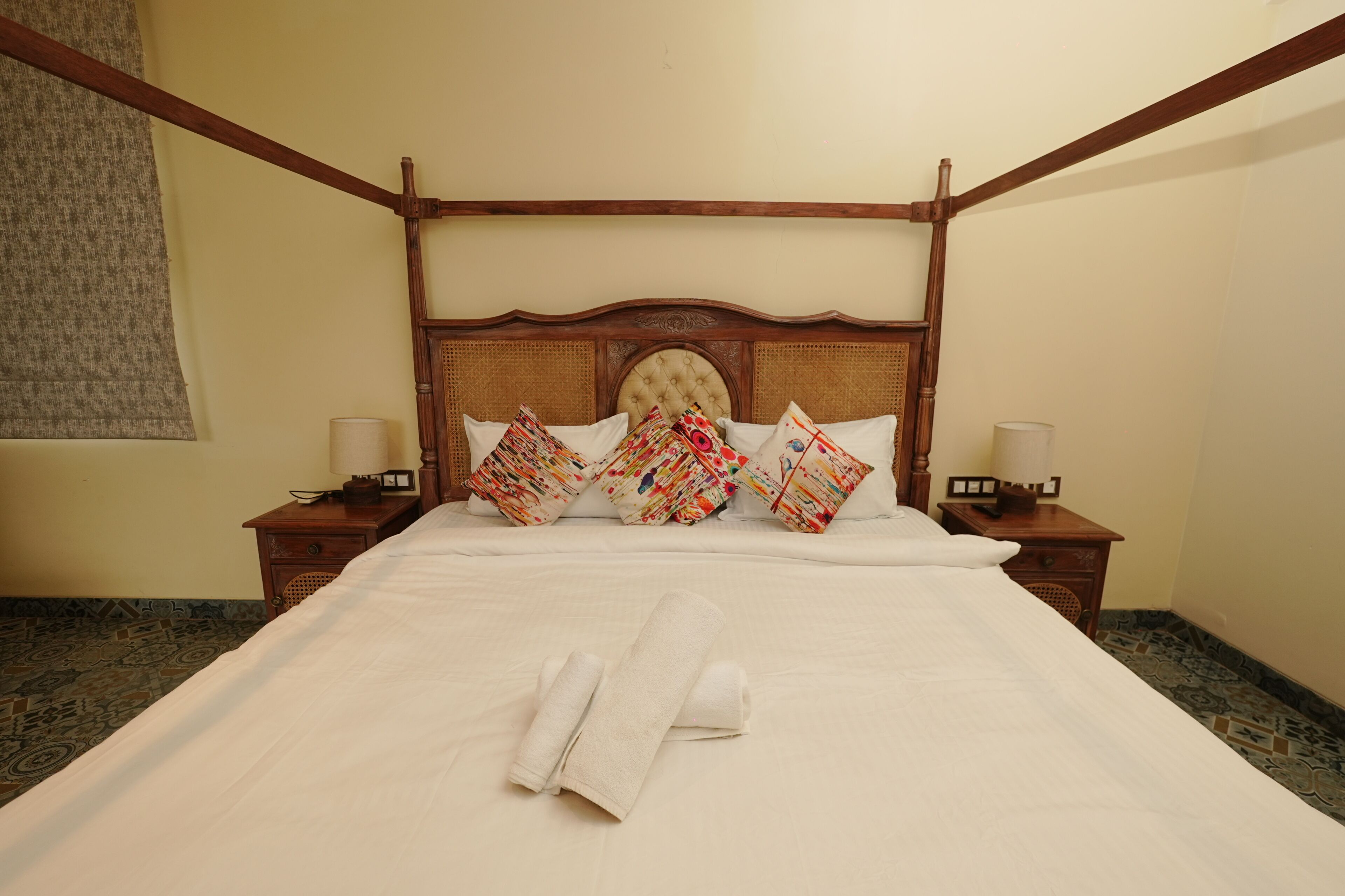 Escrivaninha, Wi-Fi de cortesia