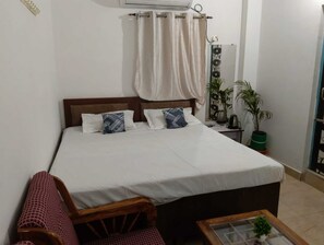 Quarto Superior | Camas desdobráveis, roupa de cama fornecida 