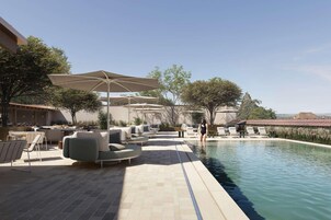 Piscina exterior sazonal 