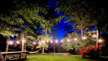 Área para churrascos e piqueniques