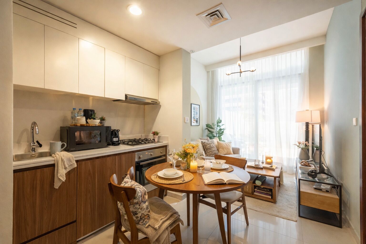 Apartamento Deluxe | Cozinha privada | Um frigorífico, um micro-ondas, um forno, uma placa de cozinha 