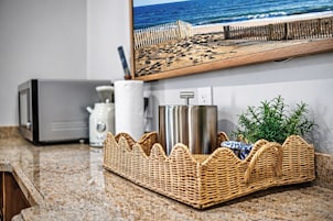 Estúdio Exclusivo, 2 camas queen-size, não fumadores, aceitam-se animais de estimação | Cozinha privada | Minifrigorífico, um micro-ondas, uma cadeira de bebé