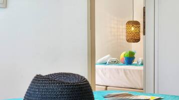 Quarto família, sacada | Parte interna