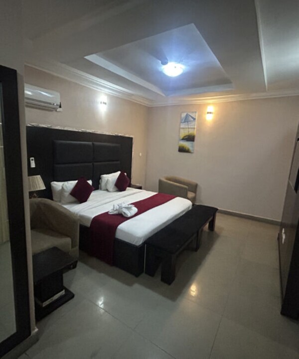 Grand Maridos Hotel - Ibadán
