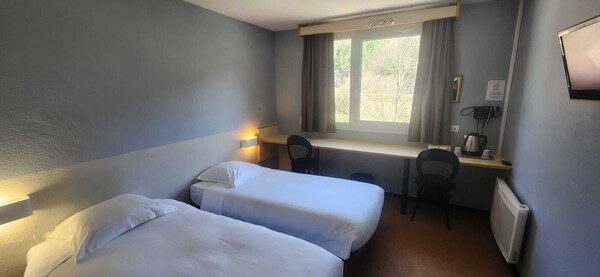Hotel Le Pont Neuf - Parc national des Cévennes