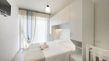 Secretária, Wi-fi grátis, roupa de cama fornecida