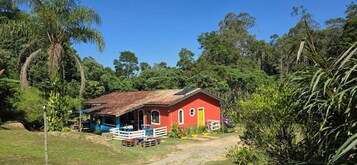 Fachada da propriedade