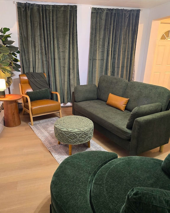 Stay Evergreen-perfect For Travelers, 2bdrm, 1bath - Bismarck, ND