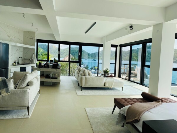 The Waterfront Studio - Busuanga