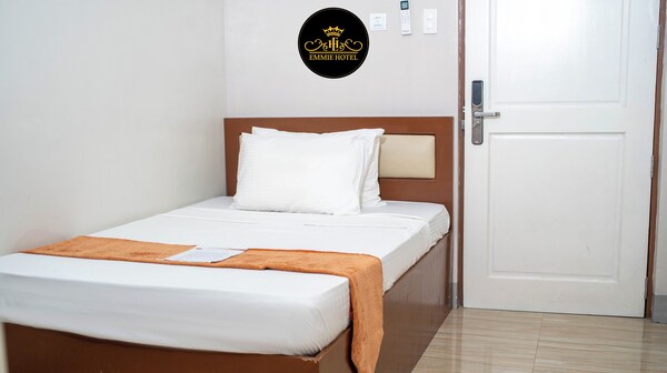 Emmie Hotel - Legazpi City