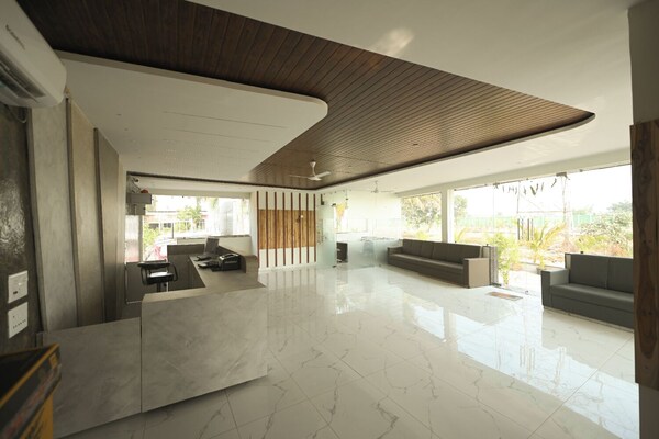 Mm Resort And Hotels Bhilai - Bhilai