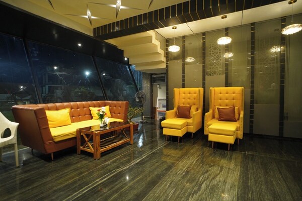 Riviera Resort And Hotels - Bhilai