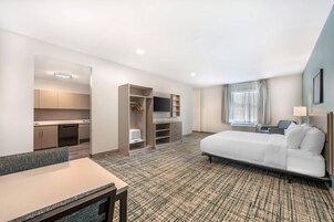 Suite, 1 cama king-size, acessível, não fumadores | Wi-fi grátis