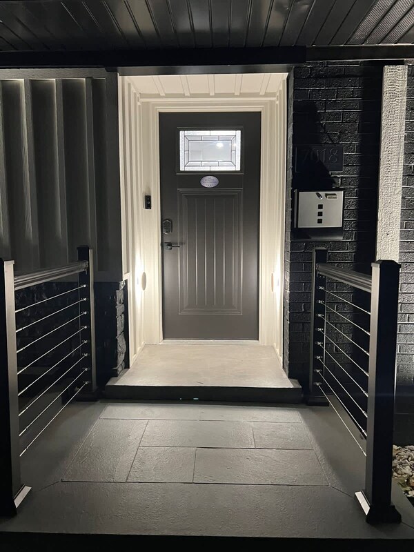 Casa 22 Luxury Modern 3bd 2ba Home In Skokie - Oak Park, IL