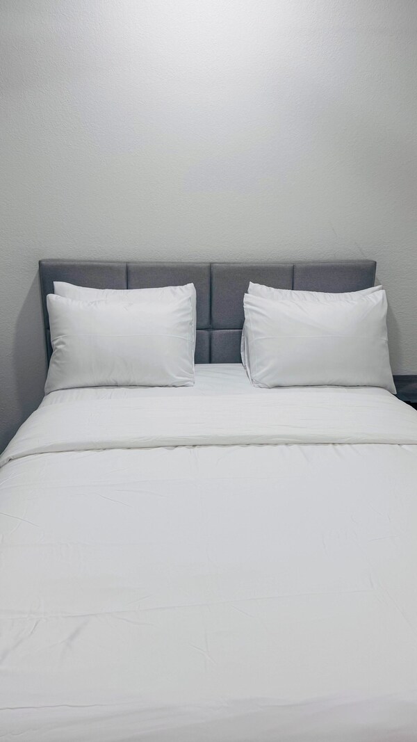 Little Nyssa Home Away From Home - Aéroport George-Bush de Houston (IAH)