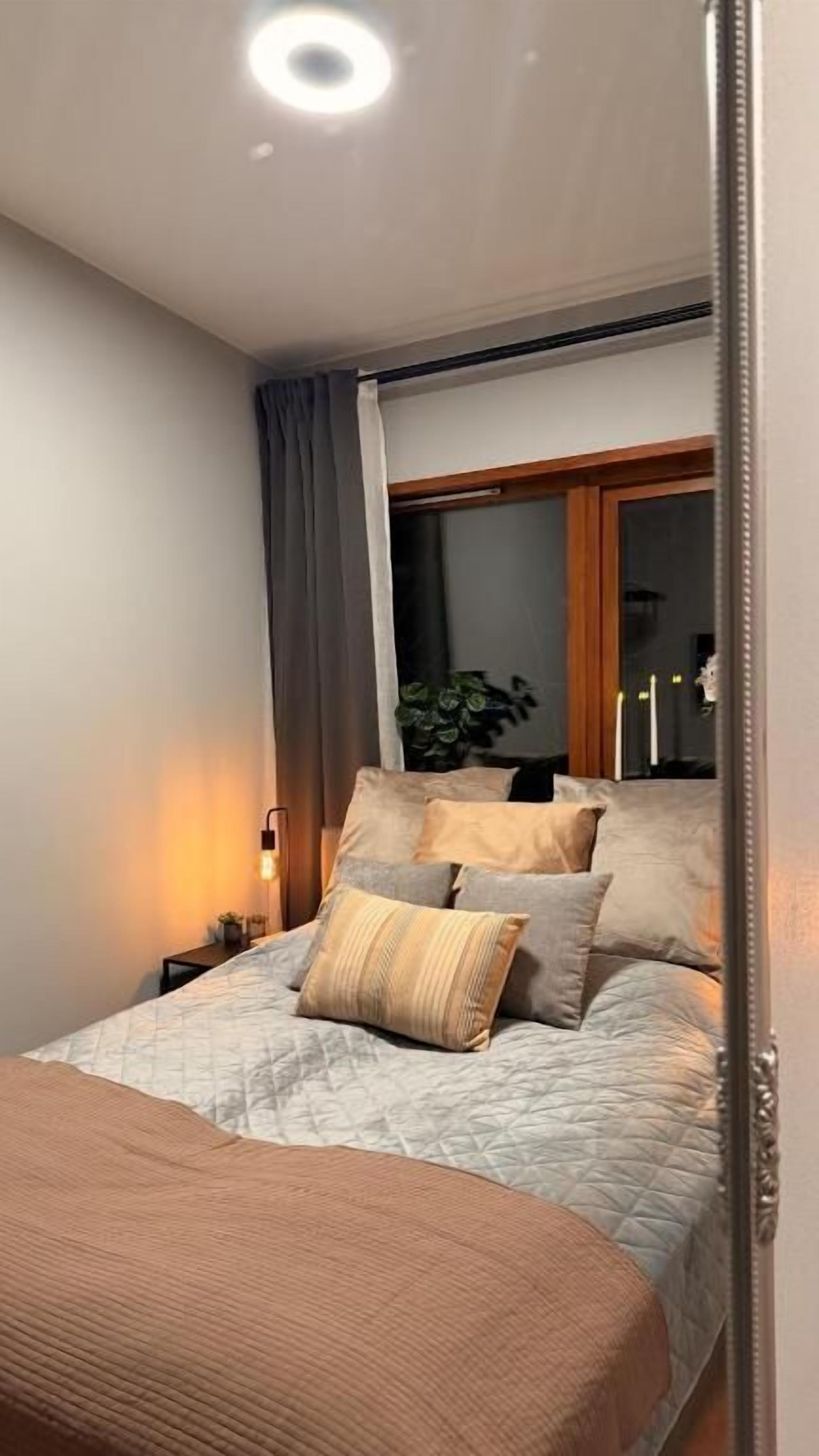 Quarto casal | Cortinas blackout, Wi-Fi de cortesia